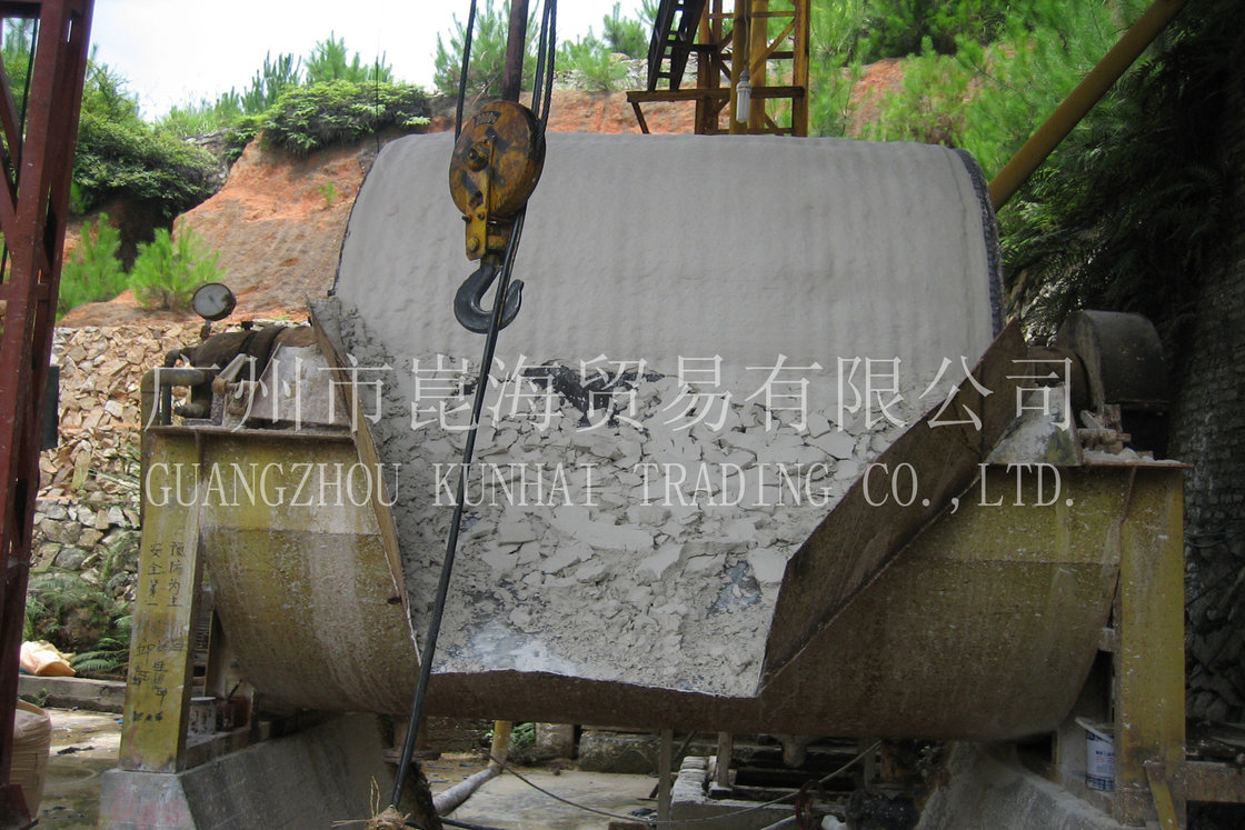 Polvere metallurgica Brown giallastro bagnato CaF2 97,5% SiO2-1.2% della fluorite