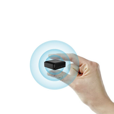 Accurate Location Personal GPS Tracker For Children 600mAh Battery Operated