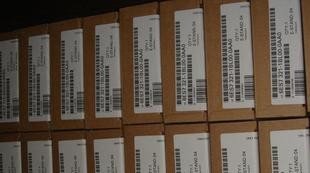 NEW Siemens 6ES7332-5HD01-0AB0 Module Original Packing Factory Sealed