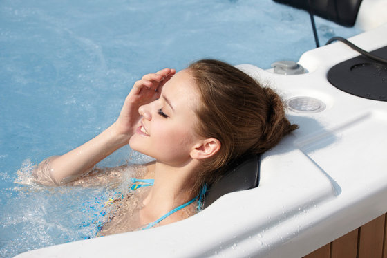 Monalisa M-3314 indoor outdoor SPA hot tub whirlpool massage tub famous brand swim hot tub European style tub