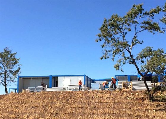 2 Bedroom Sandwich Panel Container House , 20ft Steel Frame Prefab House
