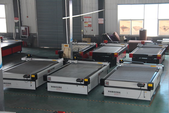 2023 new model Automatic Cutting Machine For many materials