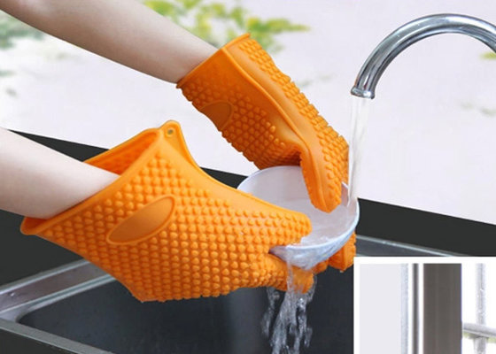 Five Finger Style Food Grade Silicone Gloves heat resistant for Kitchen