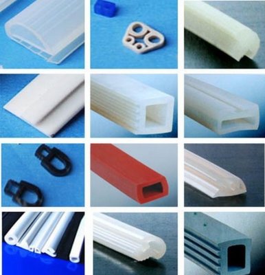 Durable EPDM Rubber Profiles Automotive Rubber Parts Sealing Strip -30 ~ 200°C