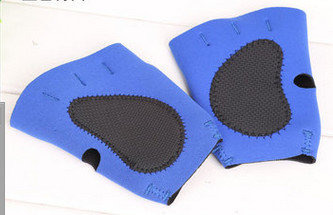Sports Polyester Neoprene Waterproof Gloves With UV Protection