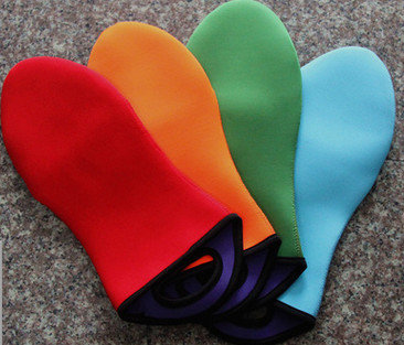 Shark Skin 4MM Nylon Neoprene Waterproof Gloves Heat Insulated