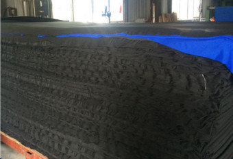 Thin Elastic CR Neoprene Rubber Sheets Lamination Heat Preservation