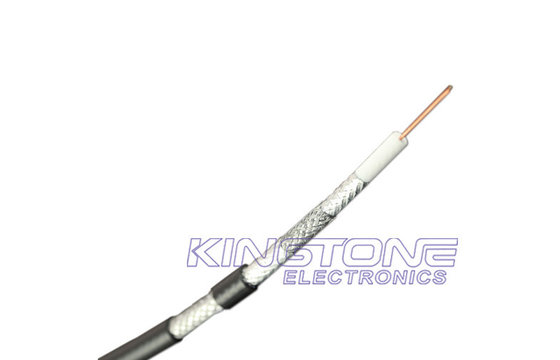 RG6 le câble coaxial de liaison du quadruple CATV a écumé PE avec le PVC évalué par cm pour la vidéo de Digital