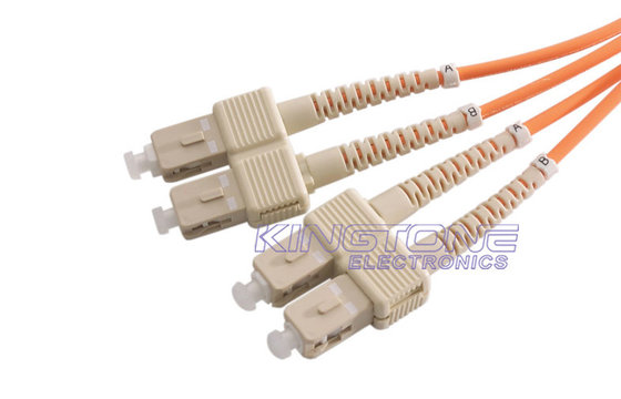 Sc de PVC au duplex 62,5/125 à plusieurs modes de fonctionnement optique de corde de correction de fibre de Sc um
