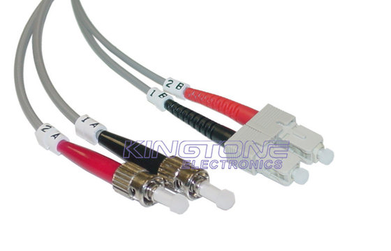 St optique de corde de correction de fibre multimode au PVC duplex de Sc 50/125