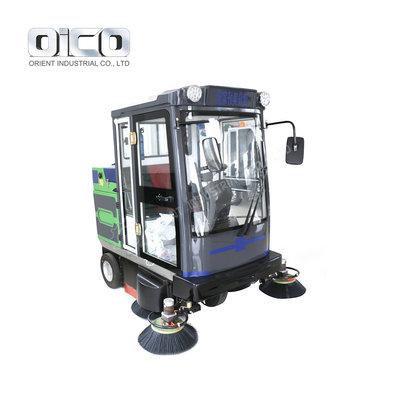 OICO E800FB Industrial Fully Enclosed Cab Floor Sweeper Electric Automatic Vacuum Road Cleaning Machine
