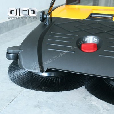 OR50  industrial road sweeper with roller brush / hand push street sweeper