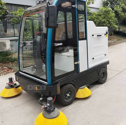 E800LD road sweeper truck  industrial sidewalk sweeper discharging sweep machine