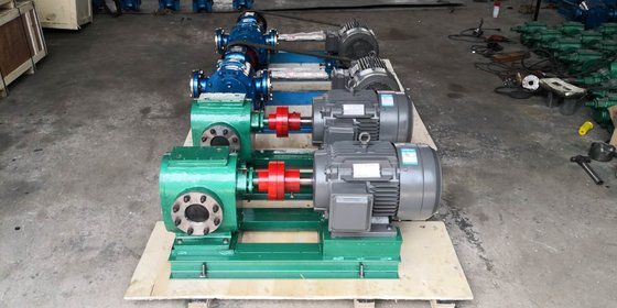 Insulated Jacket Bitumen Gear Pump SS 304 High Pressure Fast Flow Rate