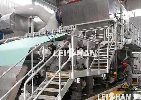 Stabiles Toilettenpapier, das Maschinen-Toiletten-Rollenproduktionsmaschine mit hohem Ausschuss herstellt