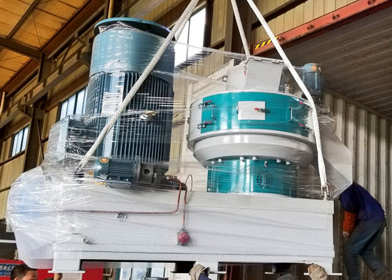 1.5-2t/H Capacity Vertical Pellet Mill , 132Kw Motor Large Scale Wood Pellet Mill