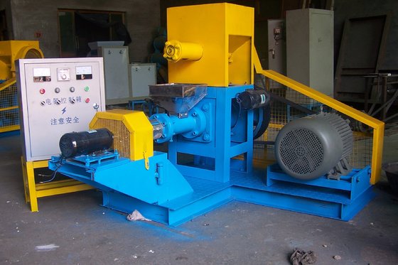 Double Screw Fish Feed Manufacturing Machine , Floating Fish Feed Puffing Machine