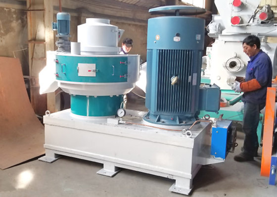 Biomass Wood Sawdust EFB 3T/H Vertical Pellet Mill