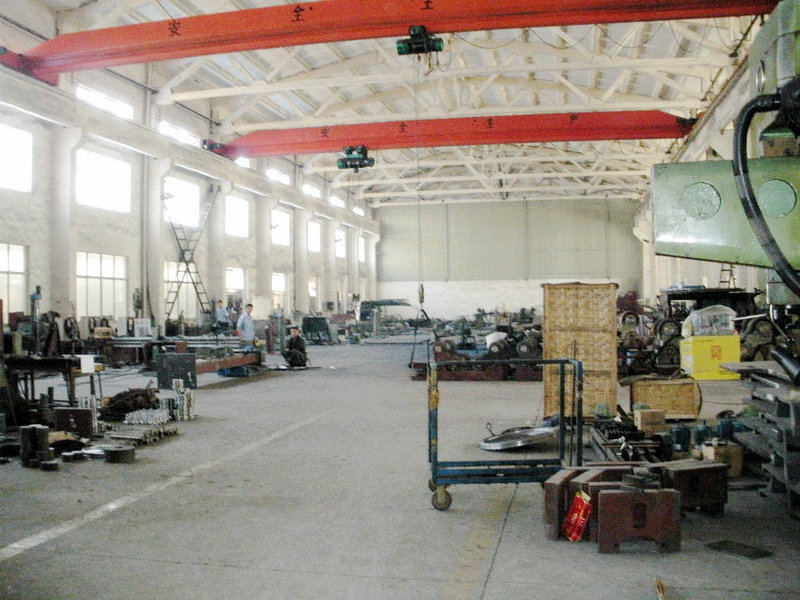 WUXI H-WELDING MACHINERY CO.,LTD manufacturer production line