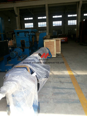 Automatic Welding Column And Boom For Pipe / Tank / Seam Welding Saw Welding Manipulator