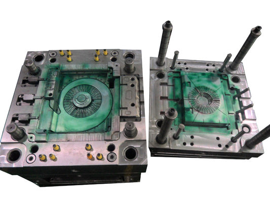 OEM & ODM High Polish Plastic Injection Molded Parts With Three Plate Mould