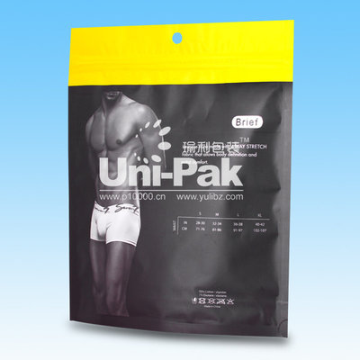 Reclosable Ziplock Garment Packaging Bags Stand Up Shape For Underwear