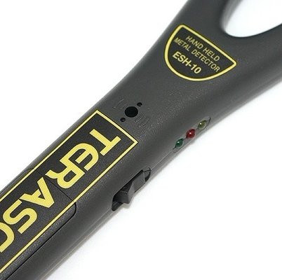 Rugged High Impact Portable Metal Detector , Low Voltage Hand Held Metal Detector Wand