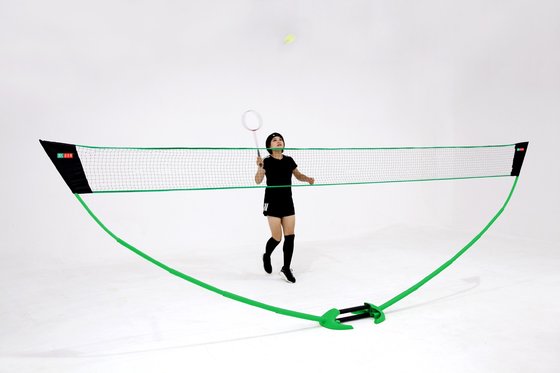 Folding Badminton Set With Freestanding Base Adjustable Height 2 Players