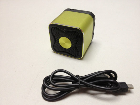 Portable Bluetooth Stereo Speaker Rechargeable Bluetooth Speakers /with 2.1 + EDR Standard For Car