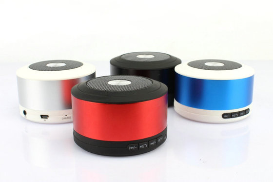 White Hands Free Bluetooth Speaker / Wireless Bluetooth Speaker With Hi-Fi Stereo For MP3 Player