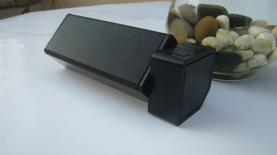 5W Portable Bluetooth Stereo Speakers With Fm Radio For Outdoor Carry
