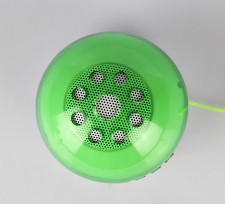 Green Wireless Portable Bluetooth Speakers With Clip And 16g TF Card