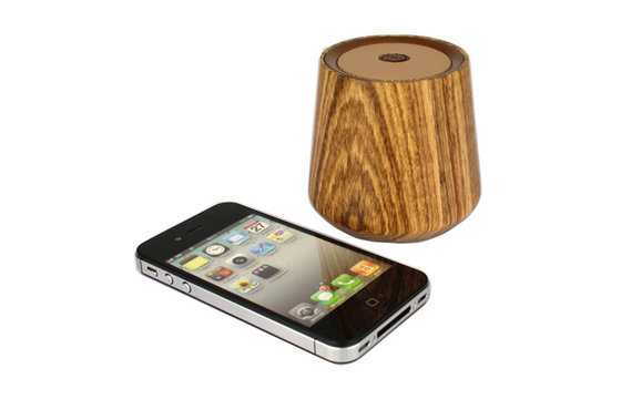 Wooden Hands Free Bluetooth Speakr V2.1 EDR For Laptop / MP3 / MP4
