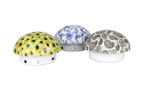mushroom shape Portable Iphone Bluetooth Speaker with 3.5 audio input jack