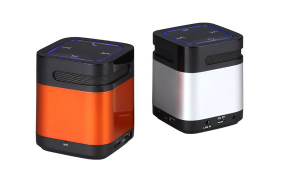 Wireless TF Card Hands Free Bluetooth Speakers With 3.5 mm Audio Jack