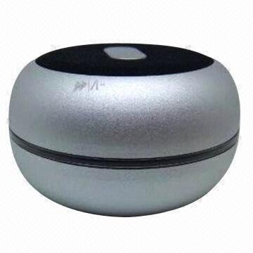 2.1+EDR Bluetooth Speaker with Metal Surface and Working Distance Up to 10m