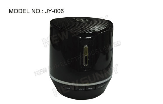 Wireless Portable Bluetooth Speaker with Fm Radio , iPhone iPad music player