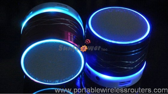 Colorful Shinning Light Hands Free Bluethooth Speaker 4 to 5 Hours Working by Build in Battery