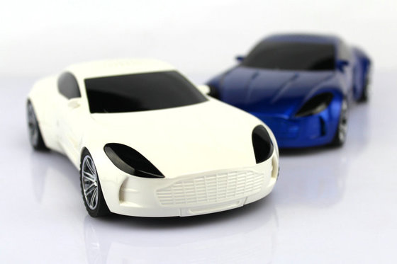 3W Portable Bluetooth Speaker With FM Radio / Car Shaped Speakers With SD Card For Laptops