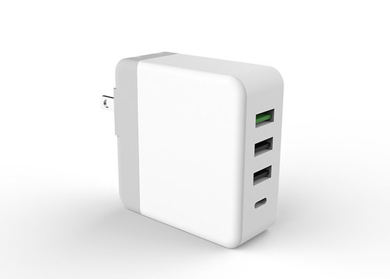 QC 3.0 PD Multi Ports USB Type C Charger , 50 / 60Hz Travel Usb Wall Charger