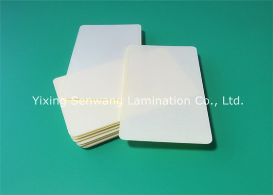 Film di laminazione posteriore appiccicoso delle piccole carte/chiari pc laminati del film 100 per pacchetto
