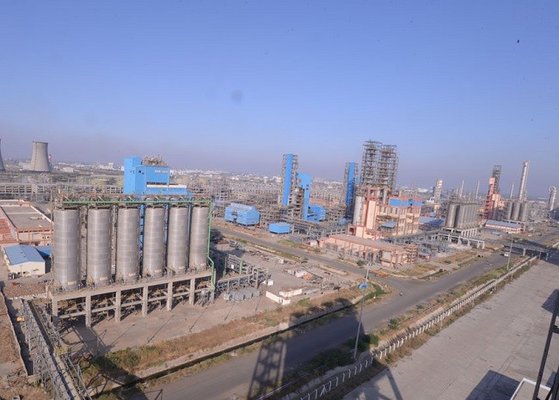 Easy Assembled Industrial Steel Frame Buildings For Chemical Plant Ant Irust