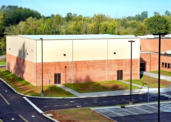 Clear Span Steel Portal Frame Construction Gymnasium Building For School