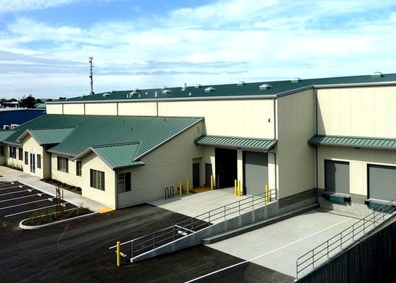 Moisture Proof Metal Warehouse Buildings / Seed Processing Warehouse Steel Frame
