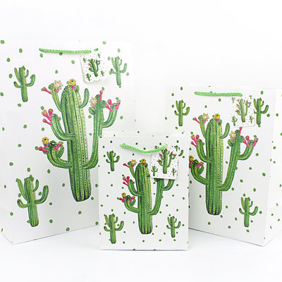 210gsm 250gsm small paper bag with handle paper bag for toy wholesale supplier