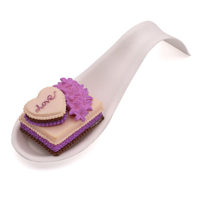 Disposable biodegradable little spoon shape sugarcane fruit tray bagasse paper sushi cake plate supplier