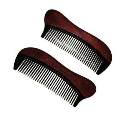Comb with violet wood
