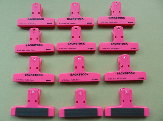 4" plastic clip with magnetic stripe