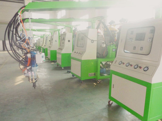 Semi-automatic PU Pouring Machine for Motorcycle Seat Cushion Production Line supplier