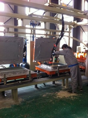 Semi Automatic Turntable Production Line for PU Foam Products Production supplier